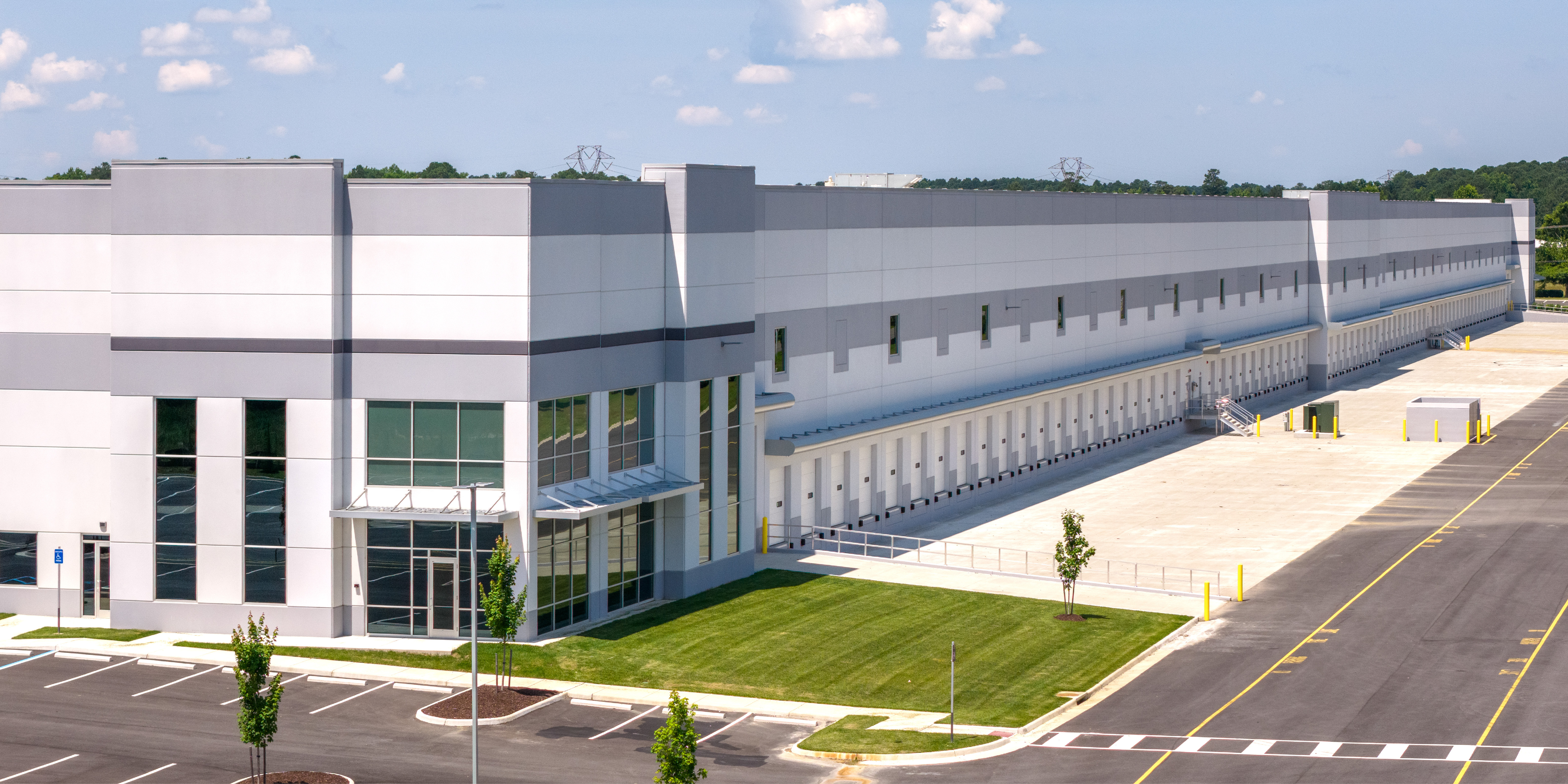Virginia Commerce Center Industrial Architecture by Smallwood